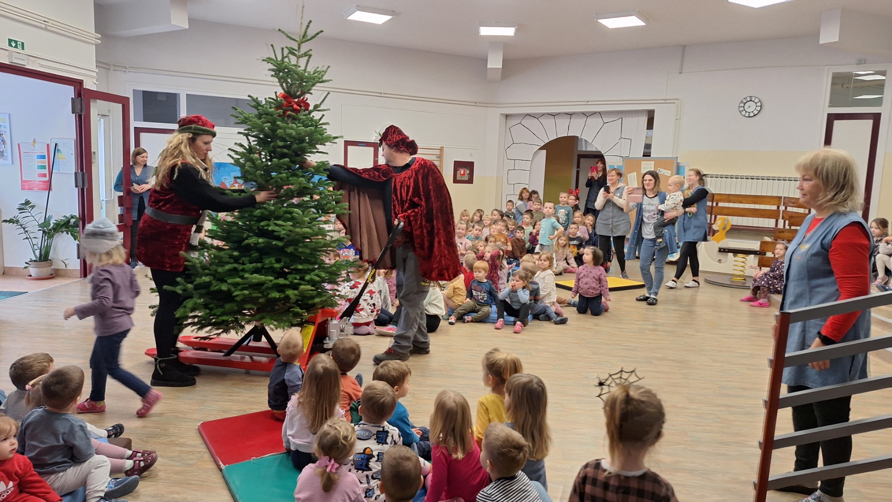 KIĆENJE BORA I DOLAZAK SVETOG NIKOLE! | GRDELIN BUZET